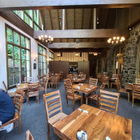 Multnomah Falls Lodge: Exceptional Dining with Stunning Views